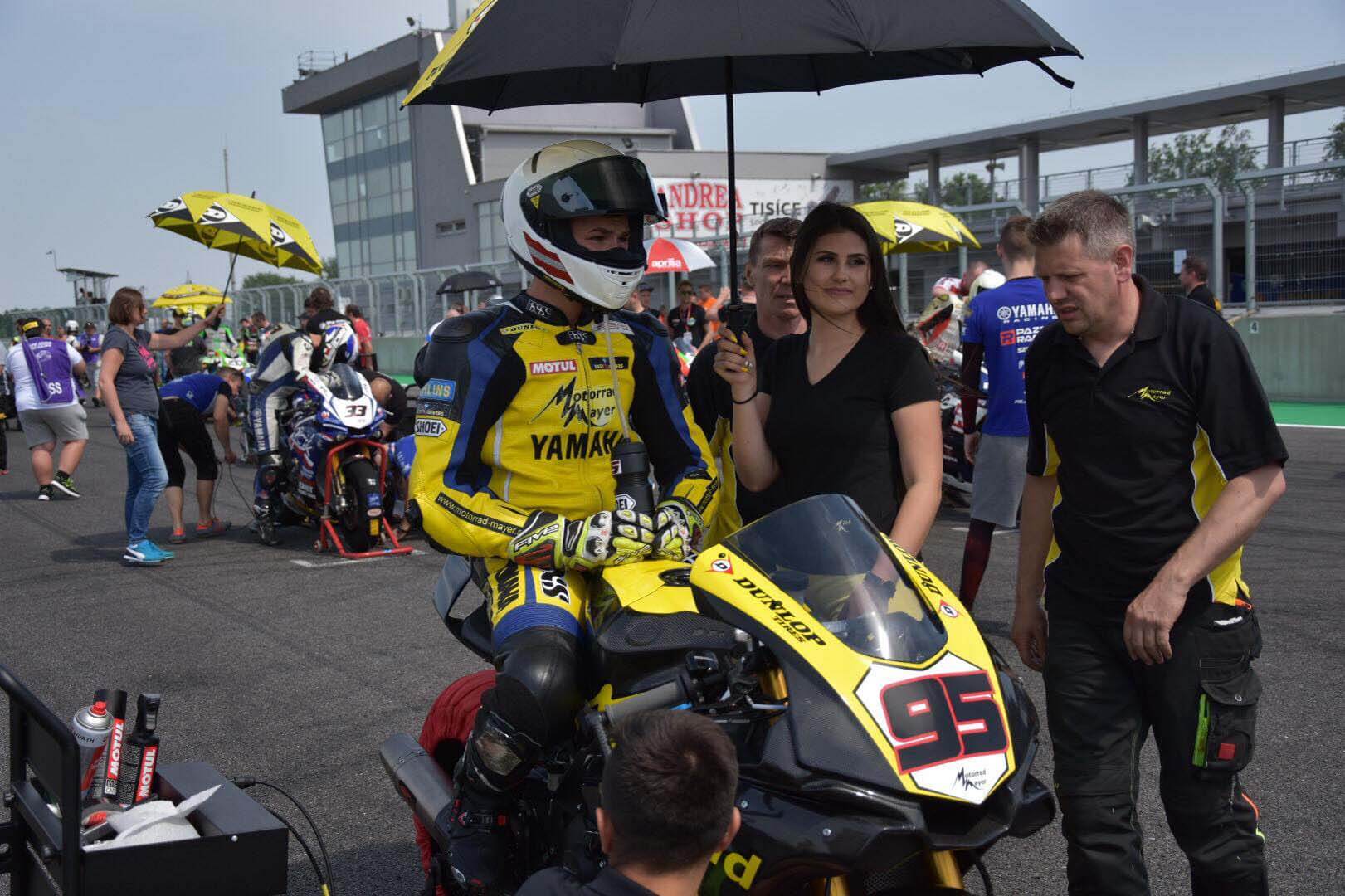 Auftaktsieg-fuer-julian-mayer zur IOEM Superbike